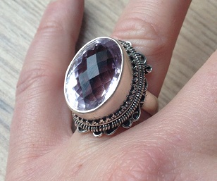 Zilveren edelsteen ring met roze Amethist ring maat 17 mm. | Zilveren ...